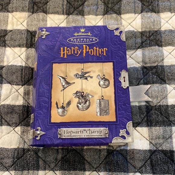 Warner Bros. | Other | Nwot Hallmark Harry Potter Keepsake Hogwarts ...